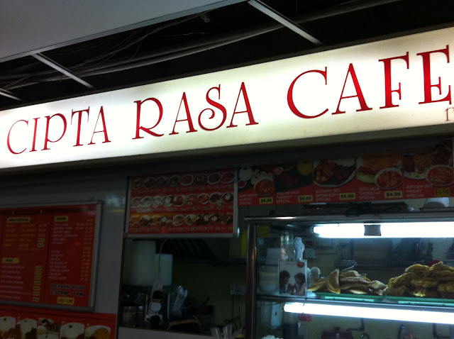 Street Food Warms Your Heart: Nasi Padang at Cipta Rasa Cafe, Lucky ...
